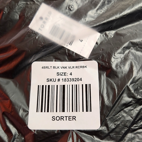 torrid | Intimates & Sleepwear | Nwt Torrid Bralette Black Velvet Mesh ...